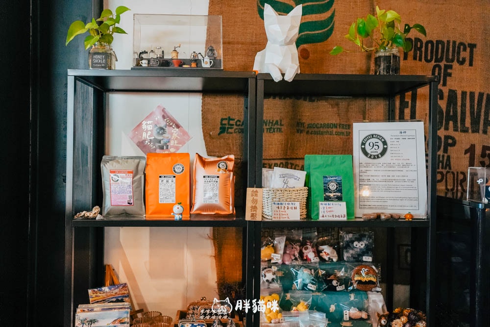 【宜蘭蘇澳】海神咖啡Poseidon Cafe：情人灣海景咖啡廳！比利時列日鬆餅香蕉巧克力 – 胖貓咪的奇幻旅程